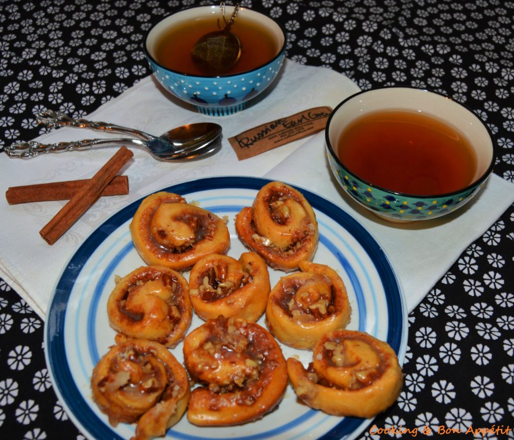 Baby cinnamon rolls {Foodista Challenge #6} • Cooking & Bon appétit